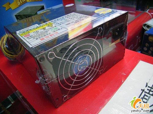 开学装机精选电源 长城BTX-400 P4大降40_硬件_科技时代_新浪网