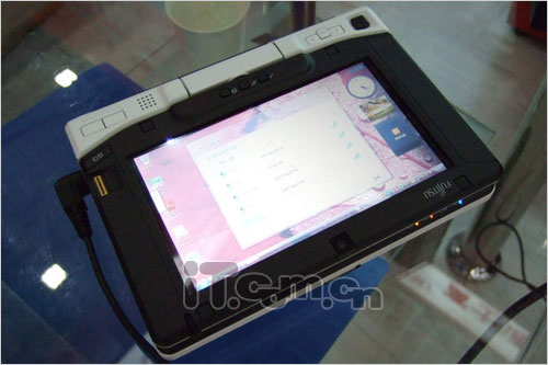 可旋转屏幕的UMPC 富士通U1010上市_笔记本_科技时代_新浪网