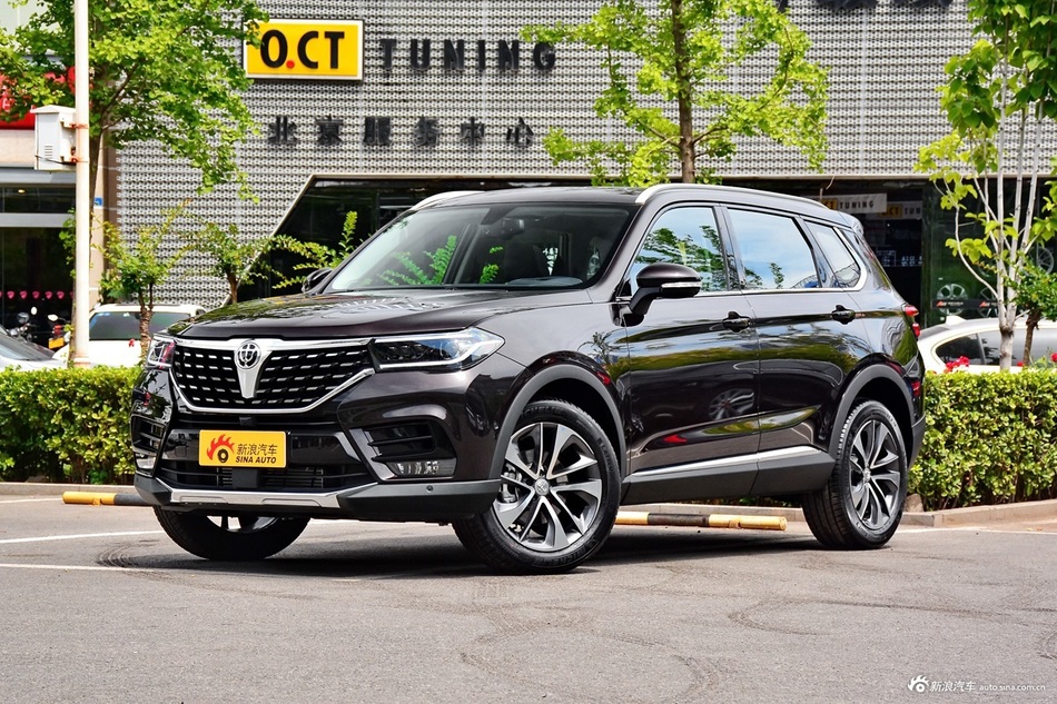 【中华2018款中华V7 1.6T手动精英型5座280T】报价_参数_图片 – 新浪汽车