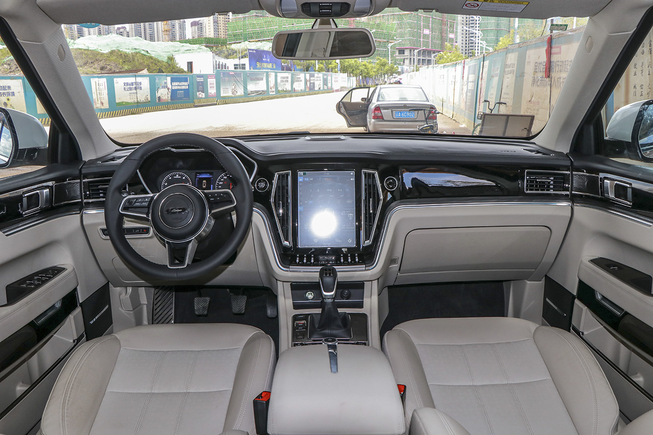 【众泰2017款众泰T700 1.8T手动尊享型】报价_参数_图片 – 新浪汽车