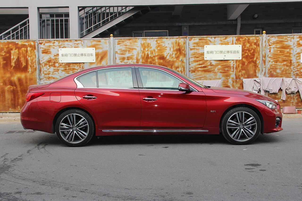 【英菲尼迪Q50L外观烈焰红图片-高清实拍图】 -新浪汽车