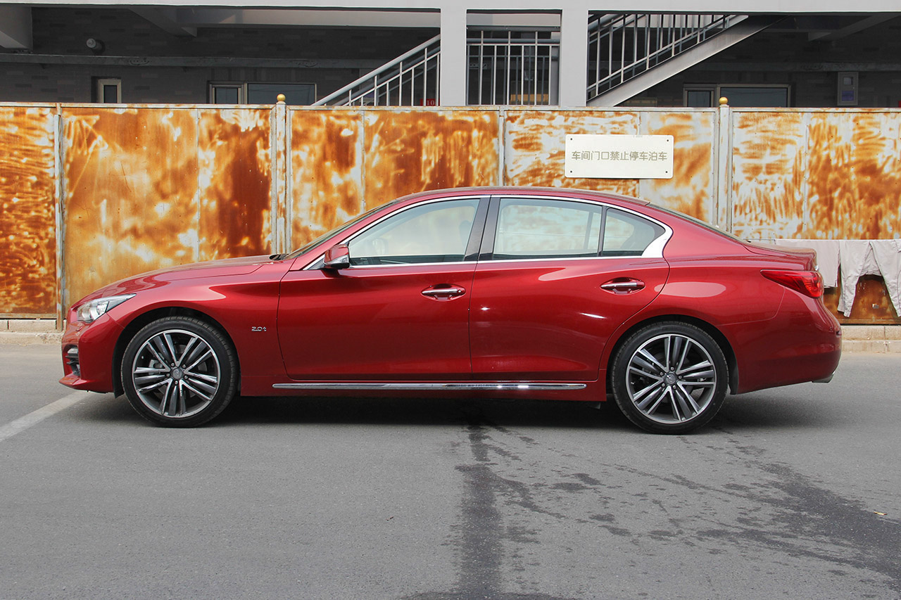 【英菲尼迪Q50L外观烈焰红图片-高清实拍图】 -新浪汽车