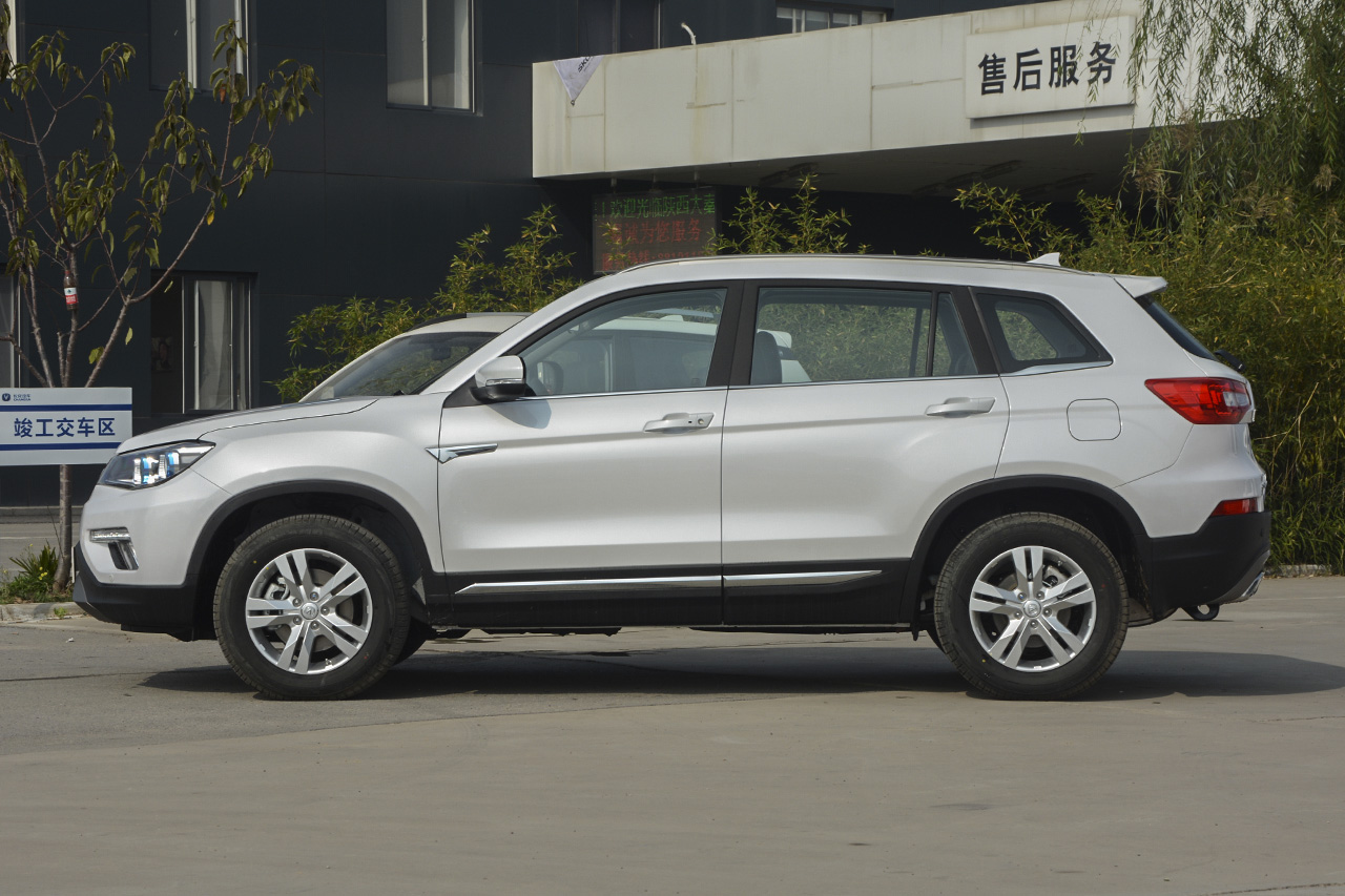 【图】2017款CS75尚酷版1.8T自动四驱豪华型车型图图片_高清实拍图 - 新浪汽车