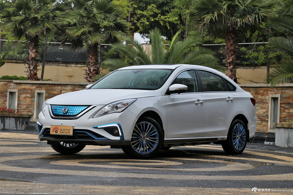 【东风风行2018款风行S50 EV 豪华型】报价_参数_图片 – 新浪汽车