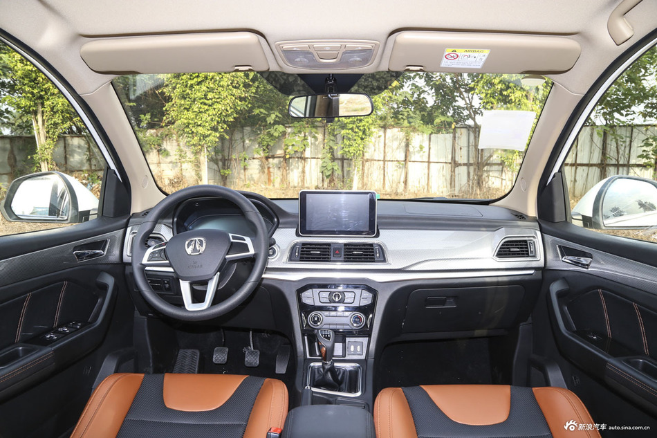 【北汽威旺2017款北汽威旺M50F 1.5L手动舒适型】报价_参数_图片 – 新浪汽车