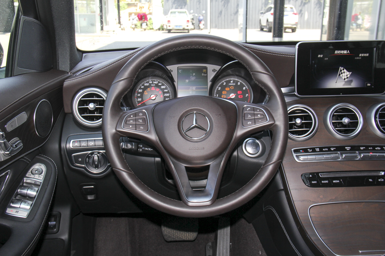 【图】2018款奔驰GLC改款2.0T自动300 4MATIC动感型车型图图片_高清实拍图 - 新浪汽车