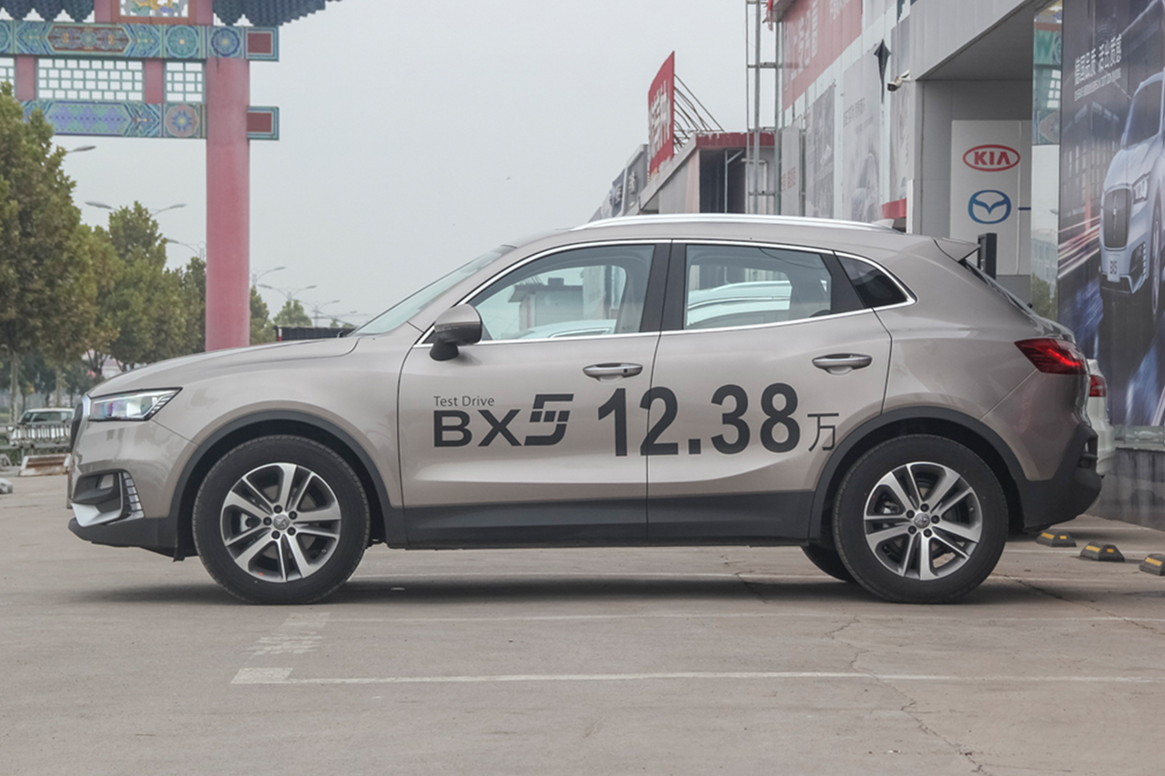 【图】2017款宝沃BX5 20TGDI 1.4T自动两驱领先型车型图图片_高清实拍图 - 新浪汽车