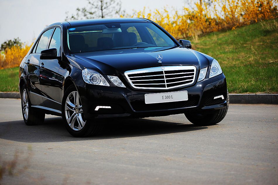 奔驰e300l报价及图片2017_2018款奔驰e300照片 - 随意云