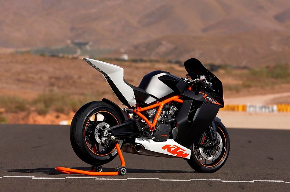 KTM旗舰级超级跑车RC8R高清组图欣赏