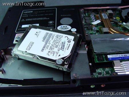 迅盘配8600GS 神舟旗舰迅驰四本评测 (6)_笔记本_科技时代_新浪网