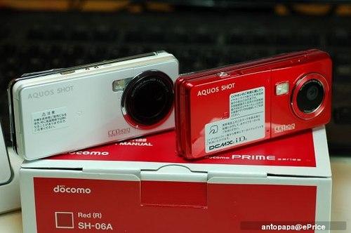 千万像素 红色版夏普SH-06A开箱图赏_手机新浪网