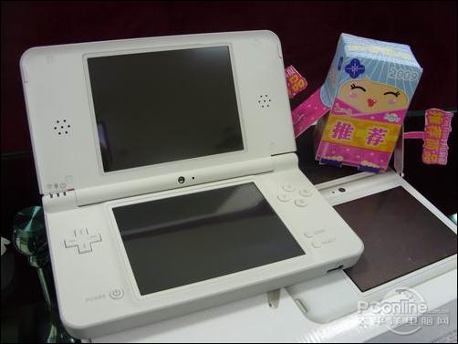 老婆变大了 任天堂新机NDSi LL仅1650_手机新浪网