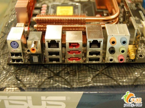 超强散热 华硕P5K Premium主板仅售2500元_硬件_科技时代_新浪网