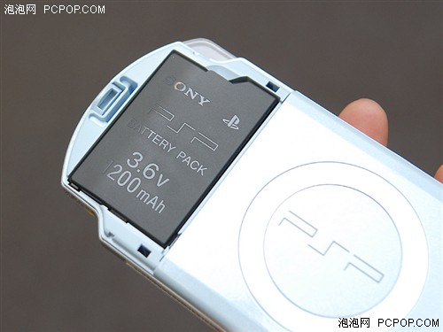 新版PSP接受预订！9月日版新游戏一览_硬件_科技时代_新浪网