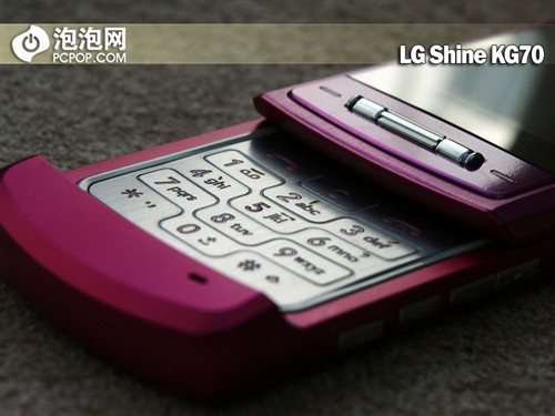 一朵桃花开 LG激情粉色版KG70精美图赏(6)_手机_科技时代_新浪网
