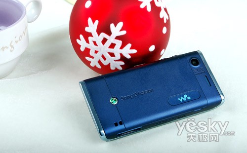 最强中端音乐手机！索尼爱立信W595C评测！_手机新浪网