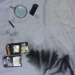 用户破解导致iPhone发生爆炸(图)_业界-中关村在线