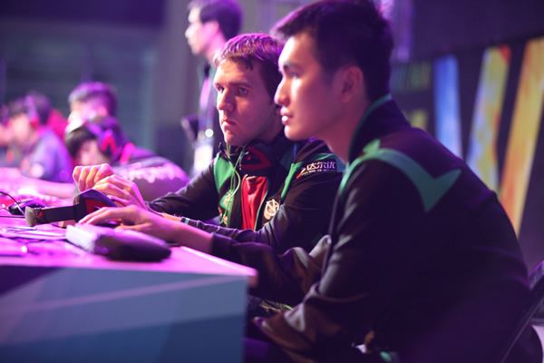 IG和VG 在WCA上演巅峰对决_新浪游戏_手机新浪网
