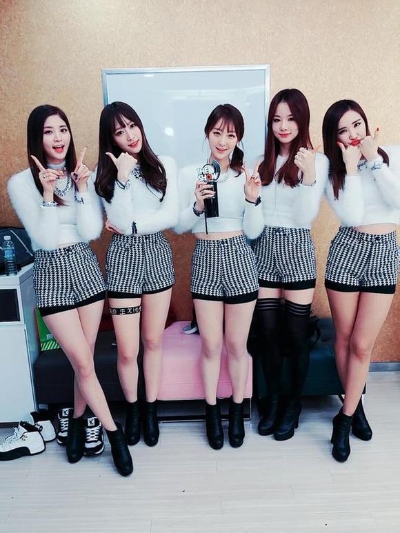 韩FPS游戏增女子组合EXID角色_新浪游戏_手机新浪网