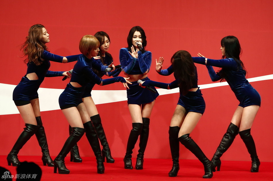 韩美少女团体成员形象植入游戏_新浪游戏_手机新浪网