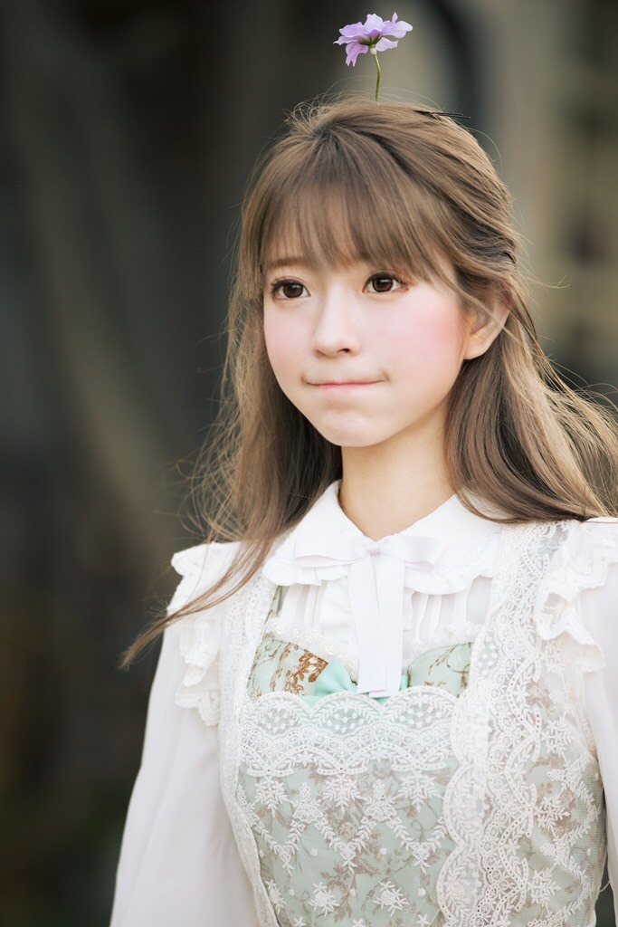 韩国游戏美女Yurisa微博卖萌_新浪游戏_手机新浪网