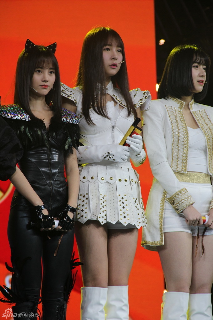 SNH48亮相TGC2015现场图集_新浪游戏_手机新浪网