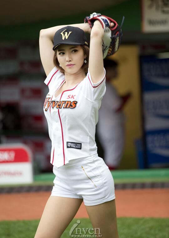 王思聪一夜打赏女主播40多万_新浪游戏_手机新浪网