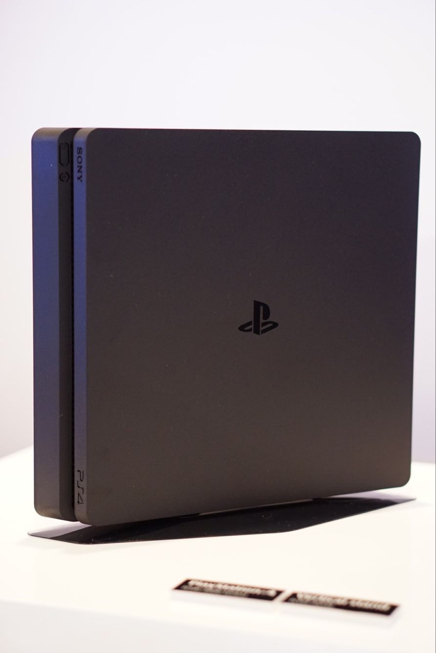 PS4新机Pro与Slim你该买哪台_新浪游戏_手机新浪网