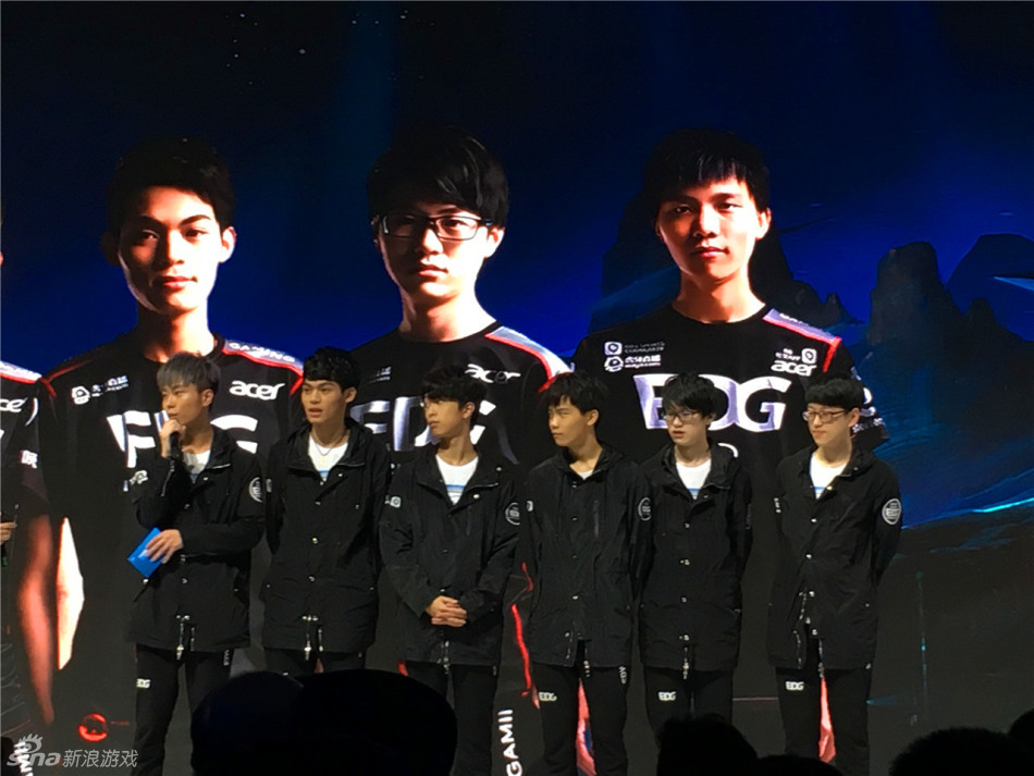 EDG战队站台助威英特尔新CPU_新浪游戏_手机新浪网