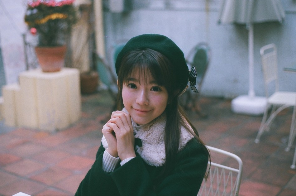 美少女Yurisa展现天籁般歌喉_新浪游戏_手机新浪网