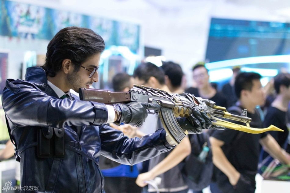 2017ChinaJoy穿越火线精美cos_新浪游戏_手机新浪网