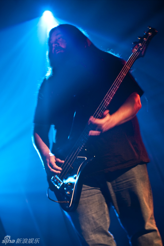 J.Mascis and The Fog贝斯Dave Schools_新浪图集_新浪网