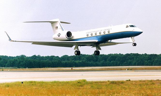 美军的C-37飞机_新浪图集_新浪网