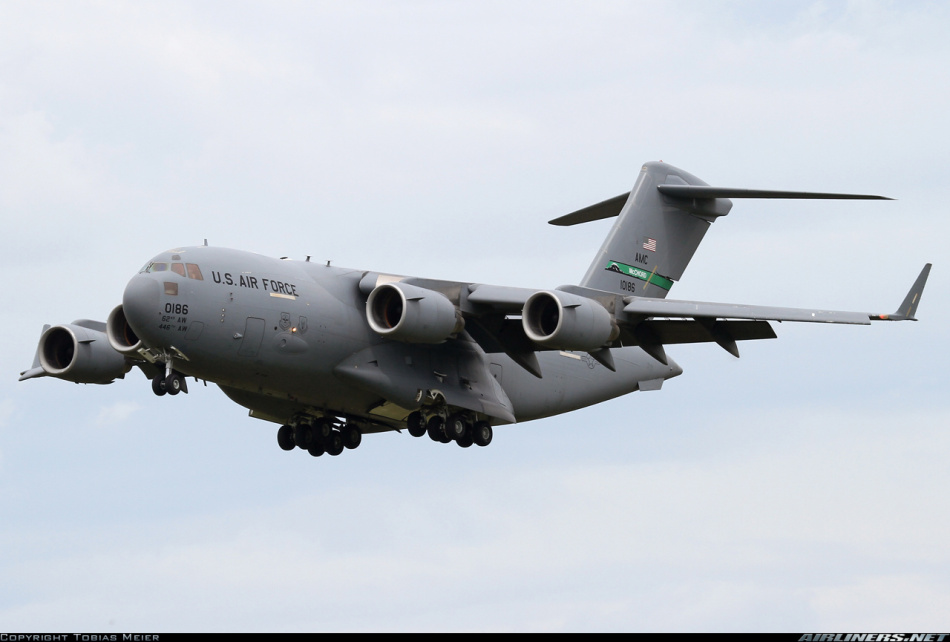 [Y-20] Large transport airplane – It is ready 2013.01 – WAUTOM 中国汽车