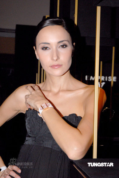 组图：Lisa S姚书轶名表秀 仪态端庄气质优雅_手机新浪网