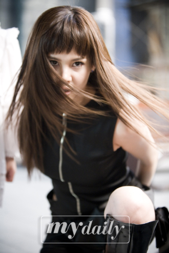 韩国女歌手ivy新MV被质疑抄袭日本游戏动画(图)_手机新浪网