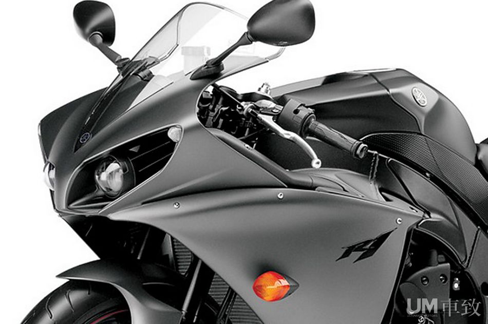 2013雅马哈YZF-R1