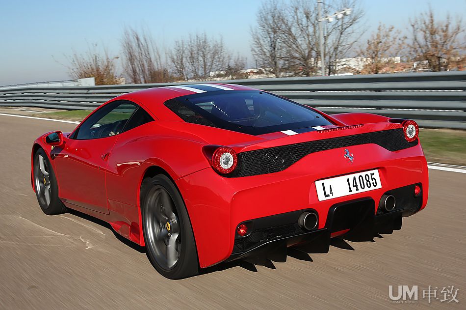 比梦想更进一步 法拉利458 Speciale