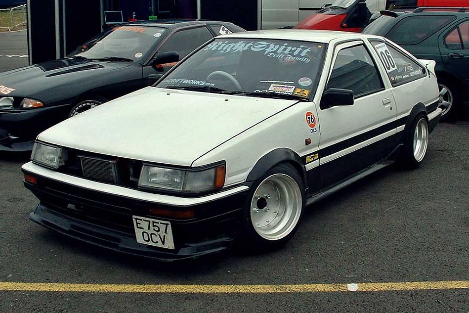为漂移而生 丰田AE86